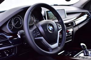 BMW X5 2015 in Kretinga, with an engine capacity of 3.00 L and mileage of 259 thousand km for 15999 €, photo 26 on AUTOMOTO.COM.LV