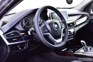 BMW X5 2015 in Kretinga, with an engine capacity of 3.00 L and mileage of 259 thousand km for 15999 €, photo 27 on AUTOMOTO.COM.LV
