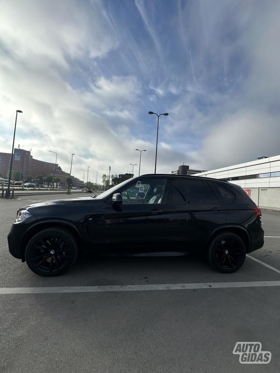 BMW X5 2015 in Kaunas, with an engine capacity of 3.00 L and mileage of 146 thousand km for 20900 €, photo 3 on AUTOMOTO.COM.LV