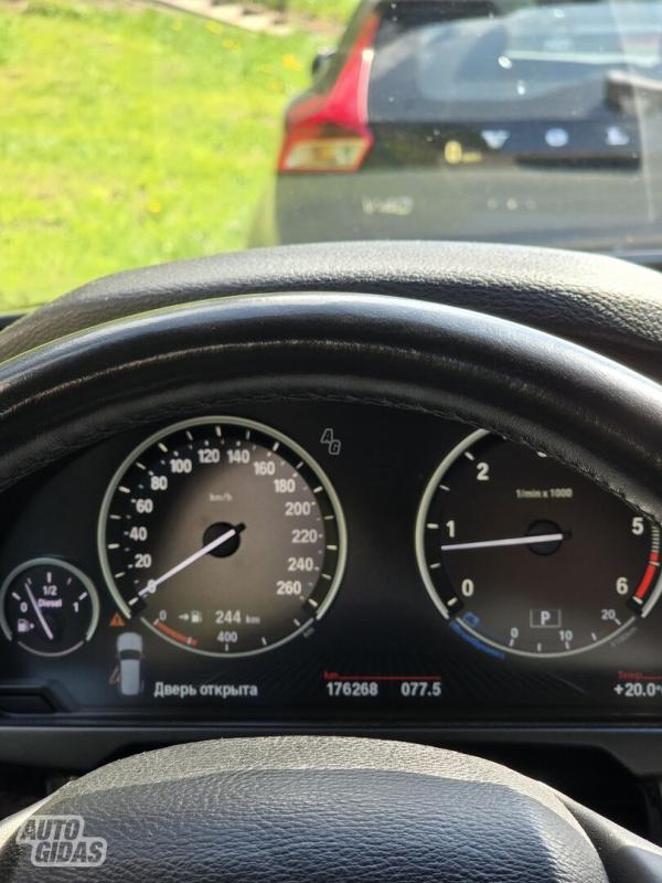 BMW X5 2015 in Vilnius, with an engine capacity of 3.00 L and mileage of 176 thousand km for 14500 €, photo 7 on AUTOMOTO.COM.LV