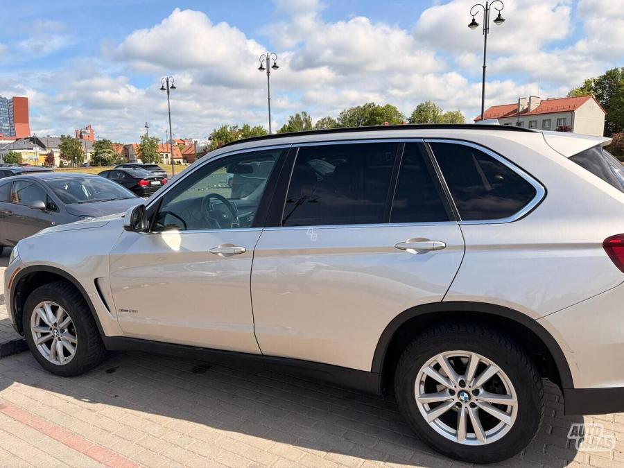 BMW X5 2015 in Vilnius, with an engine capacity of 3.00 L and mileage of 189 thousand km for 15500 €, photo 4 on AUTOMOTO.COM.LV