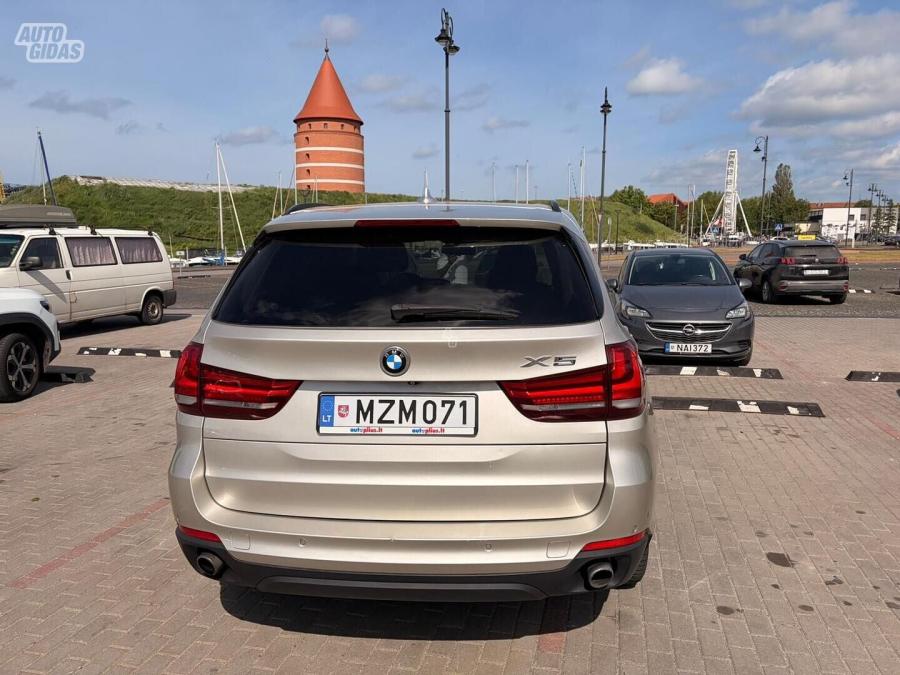 BMW X5 2015 in Vilnius, with an engine capacity of 3.00 L and mileage of 189 thousand km for 15500 €, photo 6 on AUTOMOTO.COM.LV