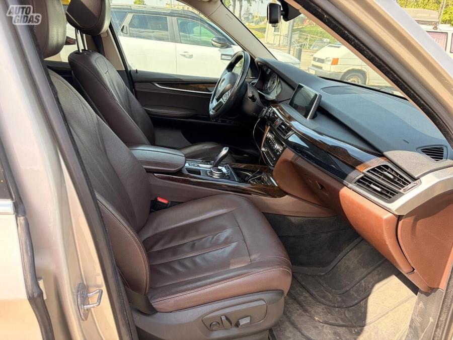 BMW X5 2015 in Vilnius, with an engine capacity of 3.00 L and mileage of 189 thousand km for 15500 €, photo 15 on AUTOMOTO.COM.LV