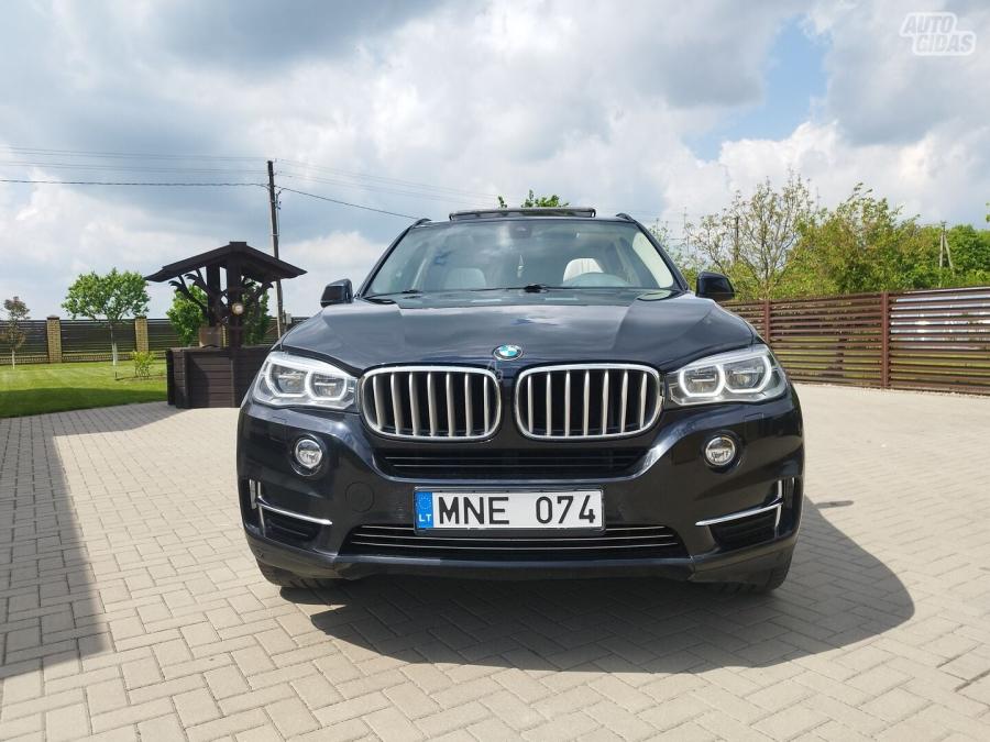 BMW X5 2015 in Kaunas, with an engine capacity of 3.00 L and mileage of 312 thousand km for 16999 €, photo 8 on AUTOMOTO.COM.LV