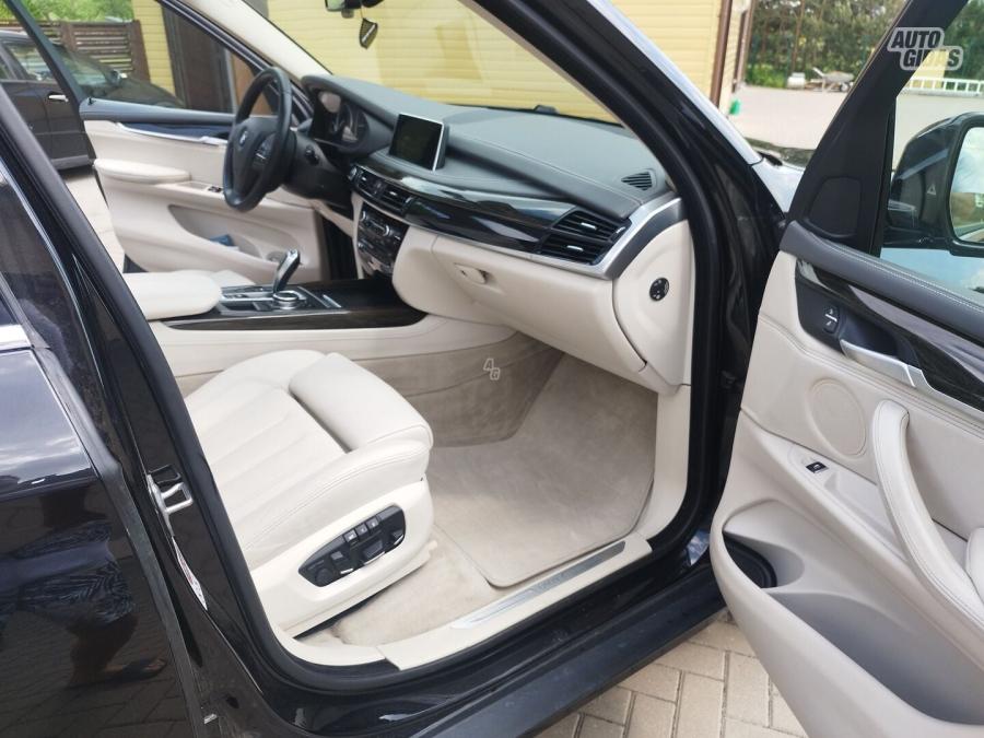 BMW X5 2015 in Kaunas, with an engine capacity of 3.00 L and mileage of 312 thousand km for 16999 €, photo 17 on AUTOMOTO.COM.LV