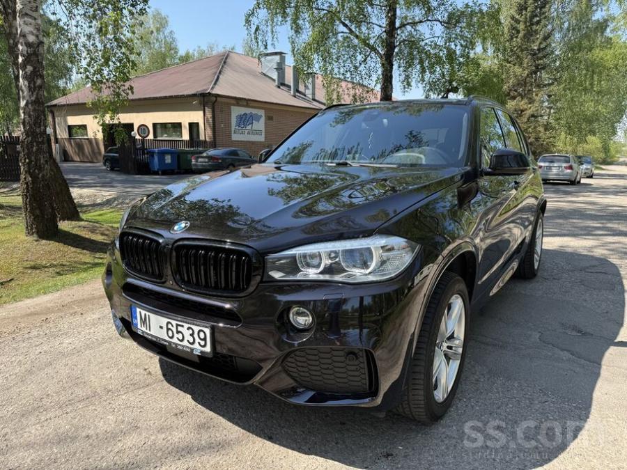 BMW X5 2015 Dobele, ar dzinēja tilpumu 3.00 L un nobraukumu 297 tūkst. km par 19700 €, foto 3 vietnē AUTOMOTO.COM.LV