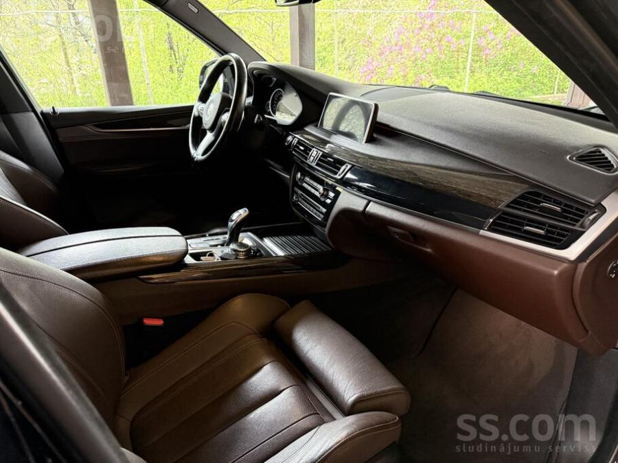 BMW X5 2015 Dobele, ar dzinēja tilpumu 3.00 L un nobraukumu 297 tūkst. km par 19700 €, foto 23 vietnē AUTOMOTO.COM.LV