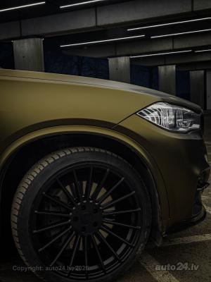 BMW X5 2015 in Tallinn, with an engine capacity of 3.00 L and mileage of 213 thousand km for 29000 €, photo 18 on AUTOMOTO.COM.LV