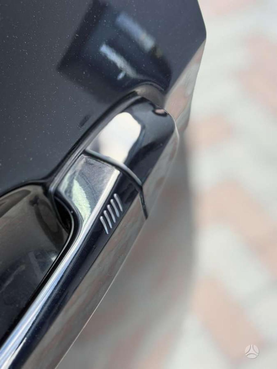 BMW X5 2015 in Kaunas, with an engine capacity of 2.99 L and mileage of 284 thousand km for 19900 €, photo 12 on AUTOMOTO.COM.LV