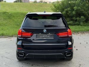 BMW X5 2015 in Vilnius, with an engine capacity of 2.99 L and mileage of 220 thousand km for 20390 €, photo 7 on AUTOMOTO.COM.LV