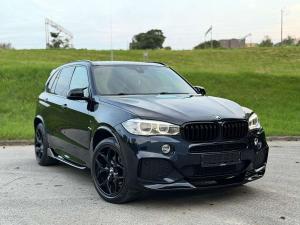 BMW X5 2015 in Vilnius, with an engine capacity of 2.99 L and mileage of 220 thousand km for 20390 €, photo 10 on AUTOMOTO.COM.LV