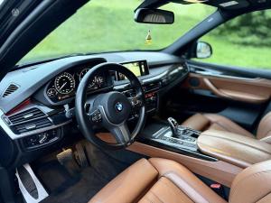 BMW X5 2015 in Vilnius, with an engine capacity of 2.99 L and mileage of 220 thousand km for 20390 €, photo 18 on AUTOMOTO.COM.LV