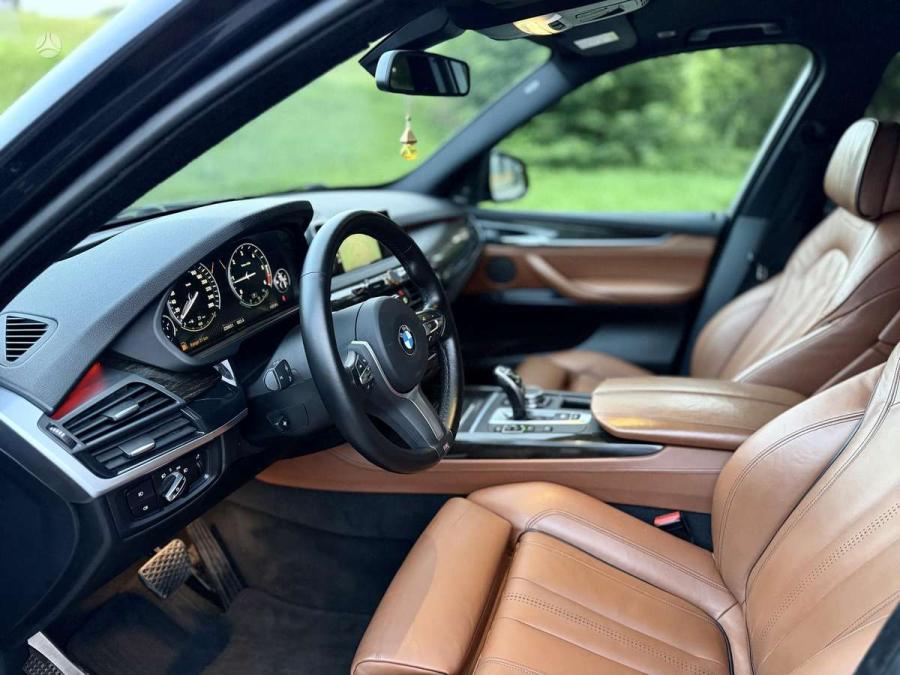 BMW X5 2015 in Vilnius, with an engine capacity of 2.99 L and mileage of 220 thousand km for 20390 €, photo 19 on AUTOMOTO.COM.LV