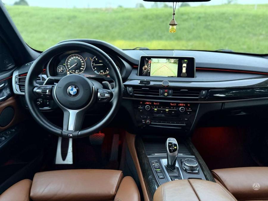 BMW X5 2015 in Vilnius, with an engine capacity of 2.99 L and mileage of 220 thousand km for 20390 €, photo 23 on AUTOMOTO.COM.LV