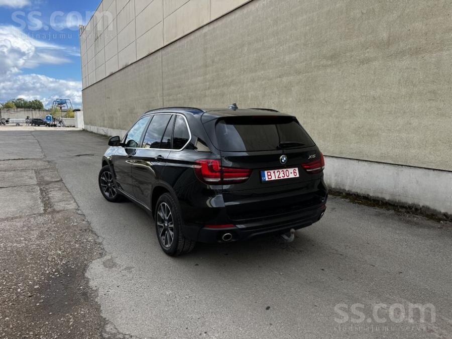 BMW X5 2015 in Riga, with an engine capacity of 3.00 L and mileage of 207 thousand km for 17500 €, photo 3 on AUTOMOTO.COM.LV