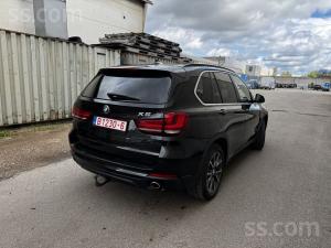 BMW X5 2015 in Riga, with an engine capacity of 3.00 L and mileage of 207 thousand km for 17500 €, photo 5 on AUTOMOTO.COM.LV
