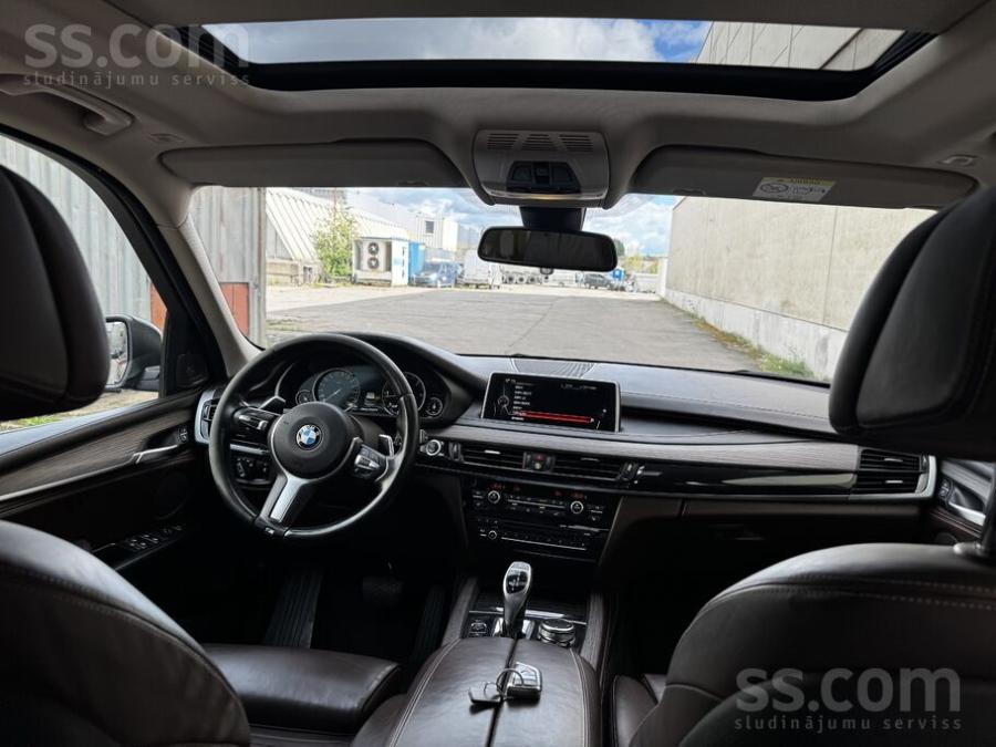 BMW X5 2015 in Riga, with an engine capacity of 3.00 L and mileage of 207 thousand km for 17500 €, photo 7 on AUTOMOTO.COM.LV