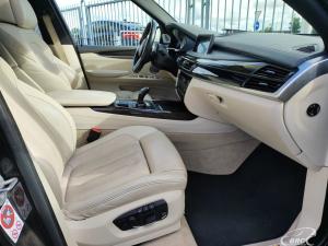 BMW X5 2015 in Klaipeda, with an engine capacity of 2.99 L and mileage of 230 thousand km for 25200 €, photo 5 on AUTOMOTO.COM.LV