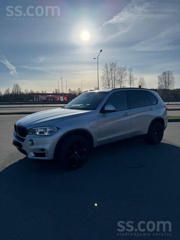 BMW X5 2016 Rīga, ar dzinēja tilpumu 2.00 L un nobraukumu 256 tūkst. km par 18900 €, foto 8 vietnē AUTOMOTO.COM.LV