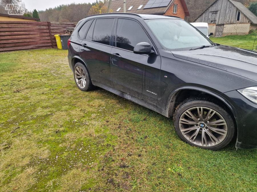 BMW X5 2016 in Palanga, with an engine capacity of 3.00 L and mileage of 125 thousand km for 22000 €, photo 6 on AUTOMOTO.COM.LV