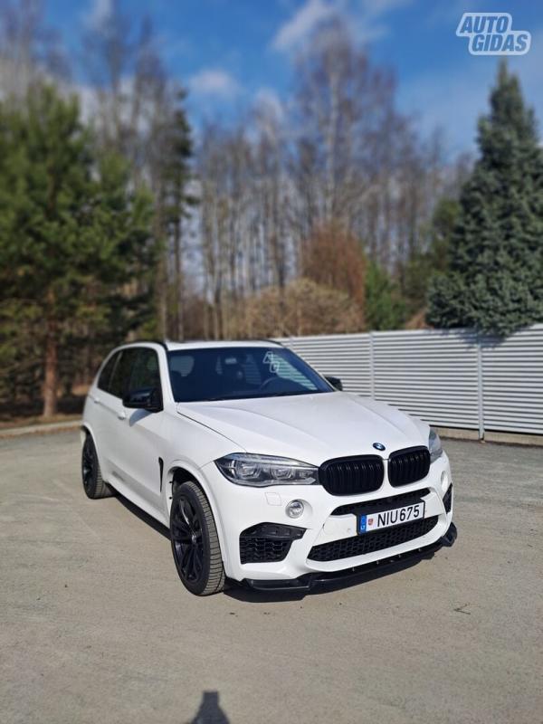 BMW X5 2016 Panevēža, ar dzinēja tilpumu 3.50 L un nobraukumu 280 tūkst. km par 17000 €, foto 1 vietnē AUTOMOTO.COM.LV
