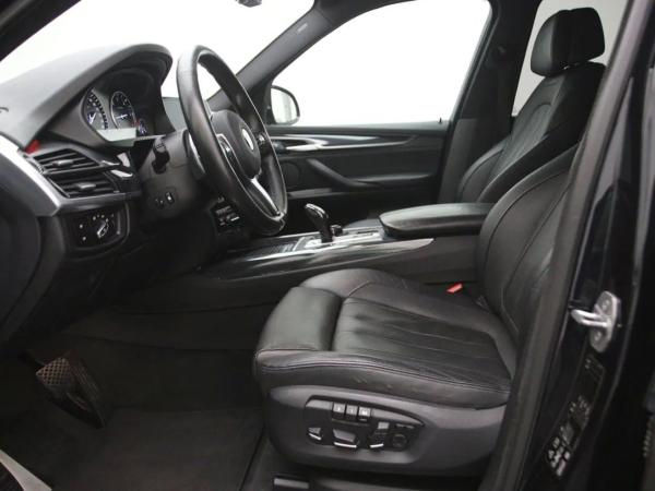 BMW X5 2016 in Vilnius, with an engine capacity of 3.00 L and mileage of 256 thousand km for 22499 €, photo 4 on AUTOMOTO.COM.LV