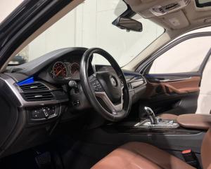 BMW X5 2016 in Klaipeda, with an engine capacity of 0.00 L and mileage of 158 thousand km for 18999 €, photo 6 on AUTOMOTO.COM.LV