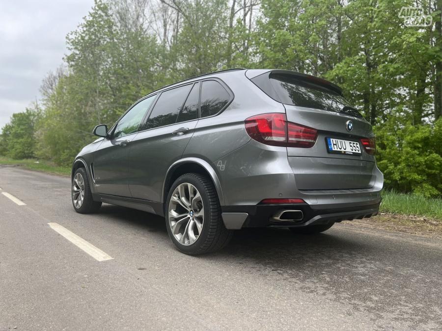 BMW X5 2016 in Kaunas, with an engine capacity of 3.00 L and mileage of 135 thousand km for 23500 €, photo 8 on AUTOMOTO.COM.LV