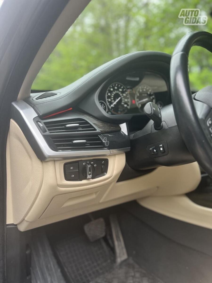 BMW X5 2016 in Kaunas, with an engine capacity of 3.00 L and mileage of 135 thousand km for 23500 €, photo 15 on AUTOMOTO.COM.LV