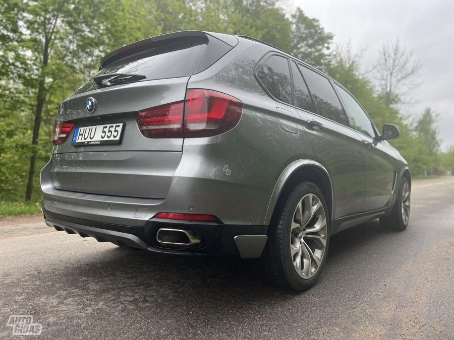 BMW X5 2016 in Kaunas, with an engine capacity of 3.00 L and mileage of 135 thousand km for 23500 €, photo 6 on AUTOMOTO.COM.LV