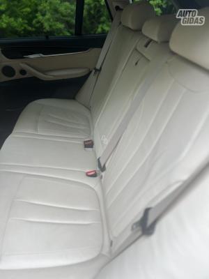 BMW X5 2016 in Kaunas, with an engine capacity of 3.00 L and mileage of 135 thousand km for 23500 €, photo 7 on AUTOMOTO.COM.LV
