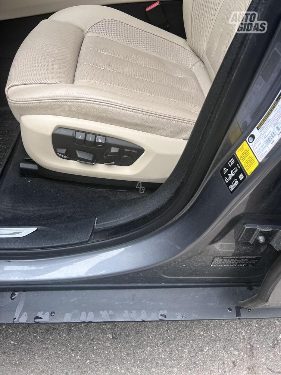 BMW X5 2016 in Kaunas, with an engine capacity of 3.00 L and mileage of 135 thousand km for 23500 €, photo 30 on AUTOMOTO.COM.LV