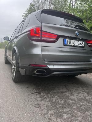 BMW X5 2016 in Kaunas, with an engine capacity of 3.00 L and mileage of 135 thousand km for 23500 €, photo 31 on AUTOMOTO.COM.LV