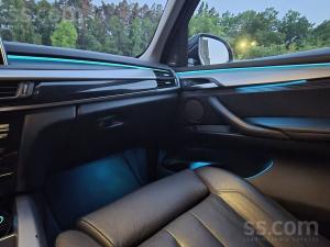 BMW X5 2016 in Kuldiga, with an engine capacity of 3.00 L and mileage of 222 thousand km for 19990 €, photo 11 on AUTOMOTO.COM.LV