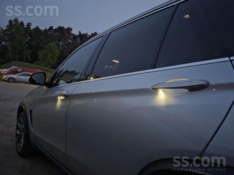 BMW X5 2016 in Kuldiga, with an engine capacity of 3.00 L and mileage of 222 thousand km for 19990 €, photo 35 on AUTOMOTO.COM.LV