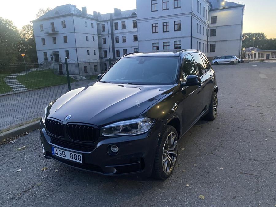 BMW X5 2016 in Kretinga, with an engine capacity of 3.00 L and mileage of 263 thousand km for 17500 €, photo 11 on AUTOMOTO.COM.LV