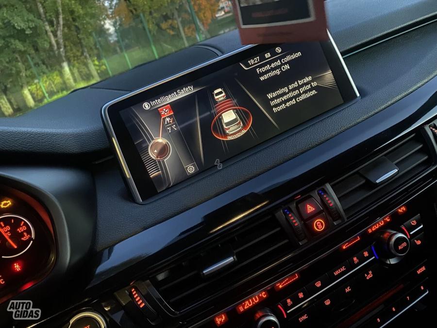 BMW X5 2016 in Kretinga, with an engine capacity of 3.00 L and mileage of 263 thousand km for 17500 €, photo 13 on AUTOMOTO.COM.LV