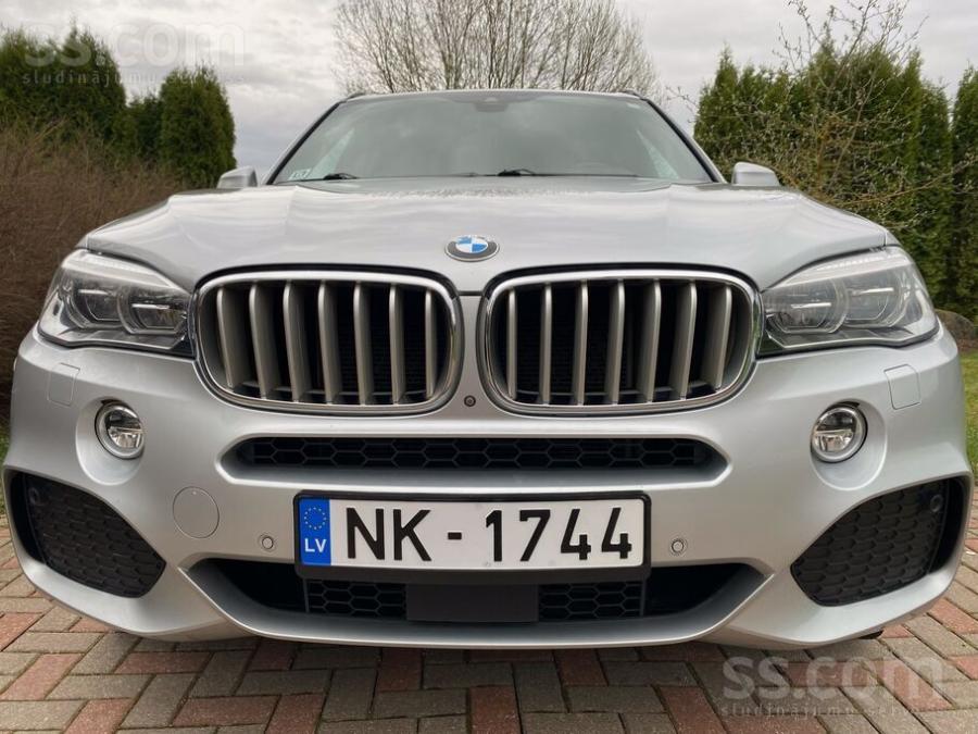 BMW X5 2017 in Riga, with an engine capacity of 3.00 L and mileage of 159 thousand km for 32100 €, photo 1 on AUTOMOTO.COM.LV