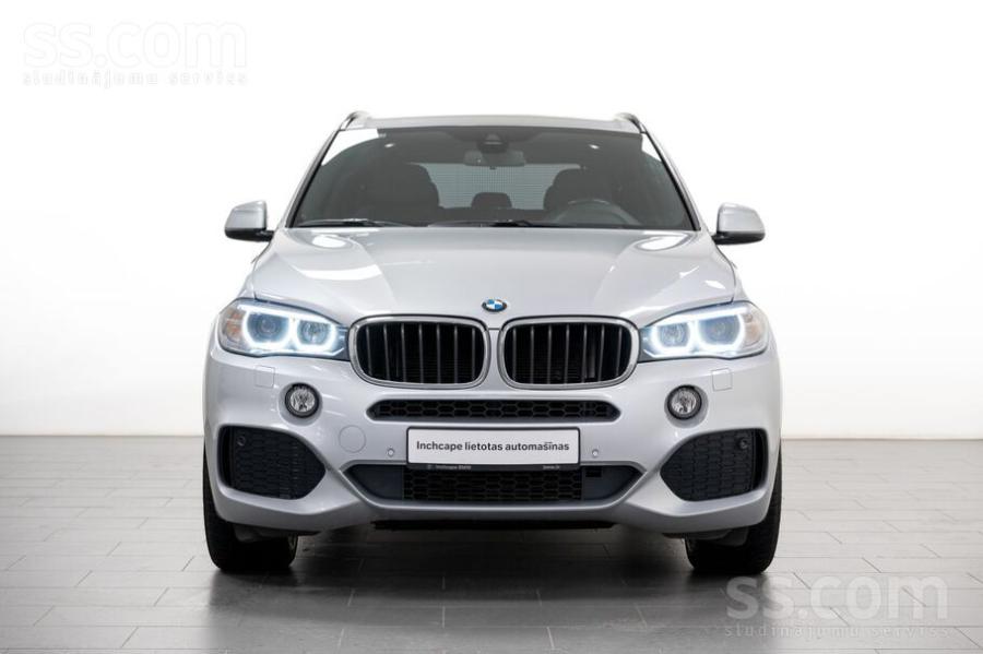 BMW X5 2017 in Riga, with an engine capacity of 3.00 L and mileage of 161 thousand km for 27900 €, photo 3 on AUTOMOTO.COM.LV