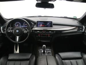 BMW X5 2017 in Vilnius, with an engine capacity of 3.00 L and mileage of 159 thousand km for 26699 €, photo 3 on AUTOMOTO.COM.LV