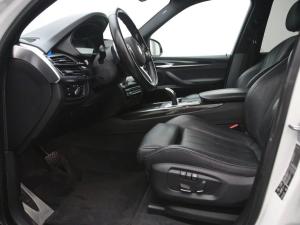 BMW X5 2017 in Vilnius, with an engine capacity of 3.00 L and mileage of 159 thousand km for 26699 €, photo 5 on AUTOMOTO.COM.LV
