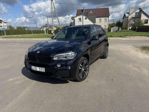 BMW X5 2017 in Kaunas, with an engine capacity of 2.99 L and mileage of 330 thousand km for 21000 €, photo 4 on AUTOMOTO.COM.LV