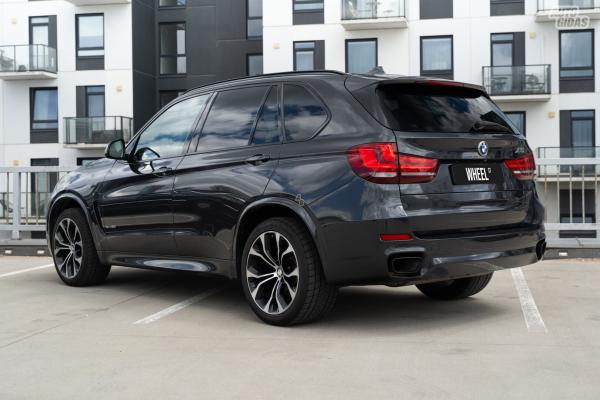 BMW X5 2017 in Vilnius, with an engine capacity of 4.40 L and mileage of 191 thousand km for 21000 €, photo 3 on AUTOMOTO.COM.LV
