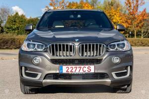 BMW X5 2017 in Vilnius, with an engine capacity of 2.99 L and mileage of 123 thousand km for 24900 €, photo  on AUTOMOTO.COM.LV