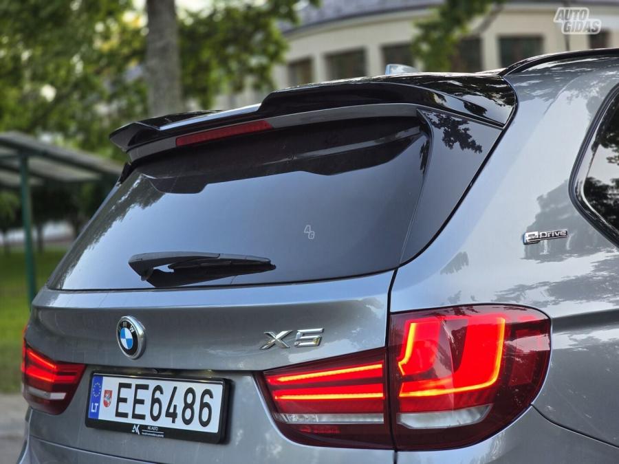 BMW X5 2017 in Radviliskis, with an engine capacity of 2.00 L and mileage of 177 thousand km for 18500 €, photo 19 on AUTOMOTO.COM.LV