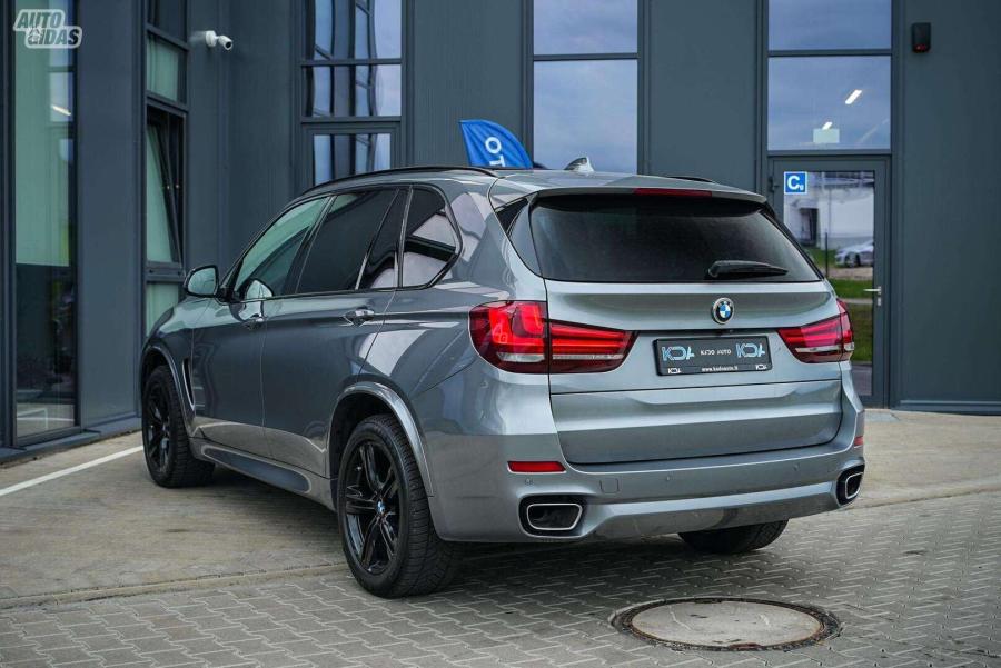 BMW X5 2017 in Kaunas, with an engine capacity of 3.00 L and mileage of 240 thousand km for 26450 €, photo 10 on AUTOMOTO.COM.LV