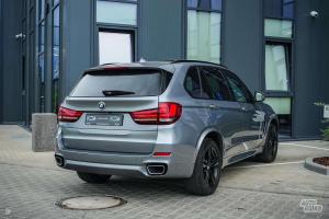 BMW X5 2017 in Kaunas, with an engine capacity of 3.00 L and mileage of 240 thousand km for 26450 €, photo 11 on AUTOMOTO.COM.LV