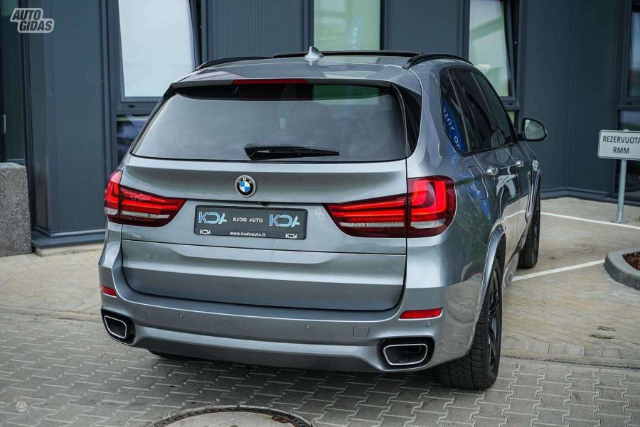BMW X5 2017 in Kaunas, with an engine capacity of 3.00 L and mileage of 240 thousand km for 26450 €, photo 14 on AUTOMOTO.COM.LV