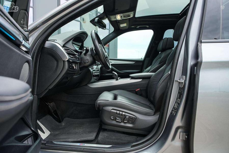 BMW X5 2017 in Kaunas, with an engine capacity of 3.00 L and mileage of 240 thousand km for 26450 €, photo 29 on AUTOMOTO.COM.LV
