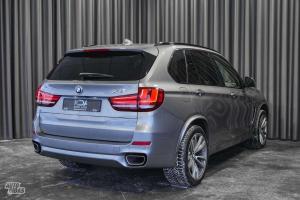BMW X5 2018 in Marijampole, with an engine capacity of 3.00 L and mileage of 244 thousand km for 24850 €, photo 11 on AUTOMOTO.COM.LV
